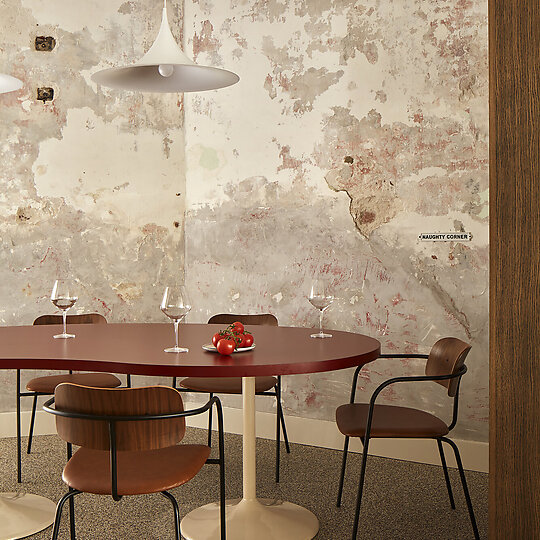 Vin Populi by Rezen Studio | Eat Drink Design Awards