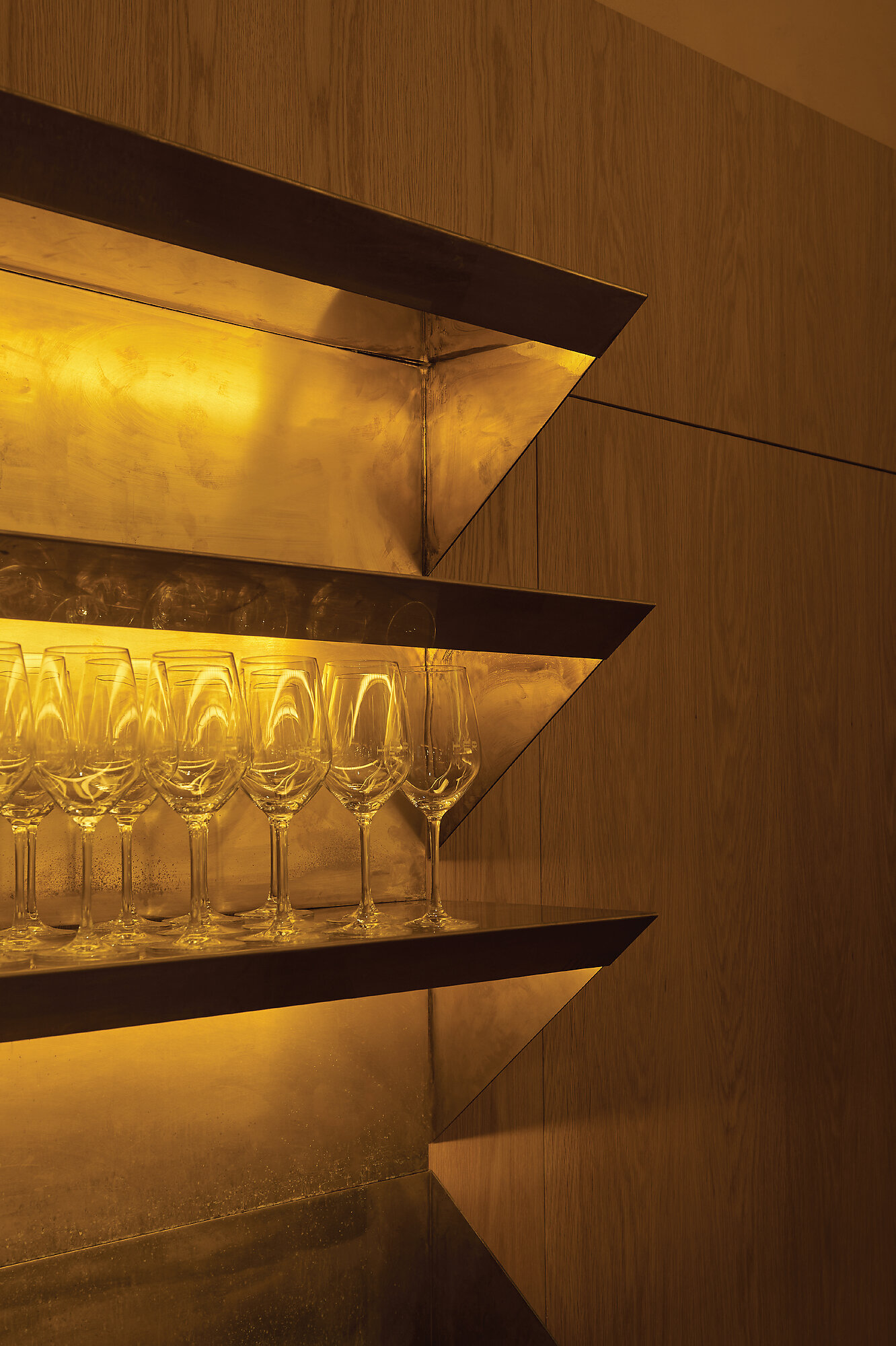 HER BAR by Dion Hall | Eat Drink Design Awards