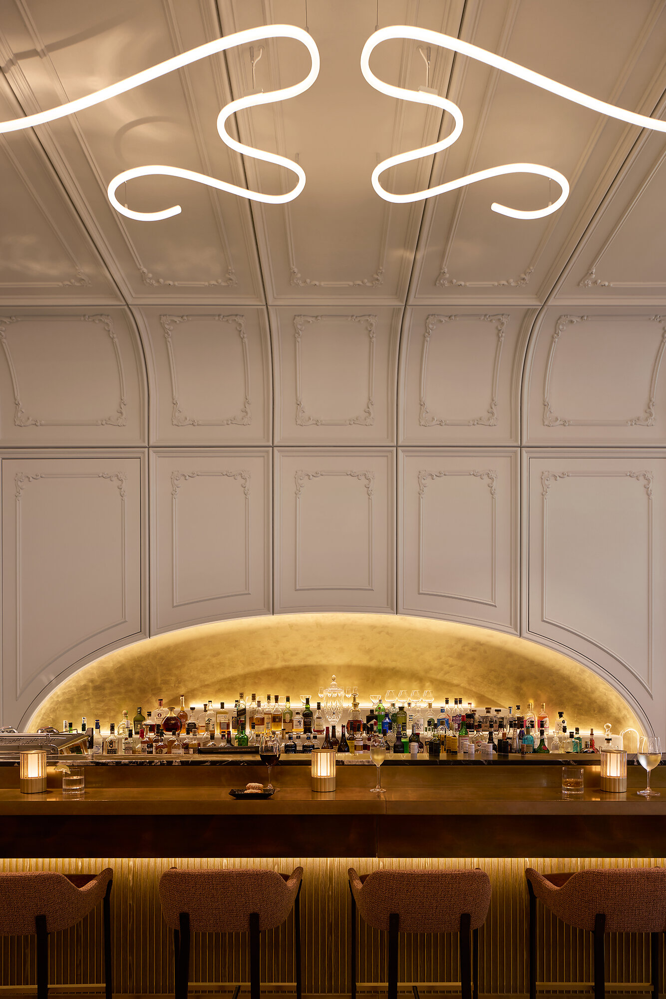 Luma Bar & Restaurant by Hachem | Eat Drink Design Awards