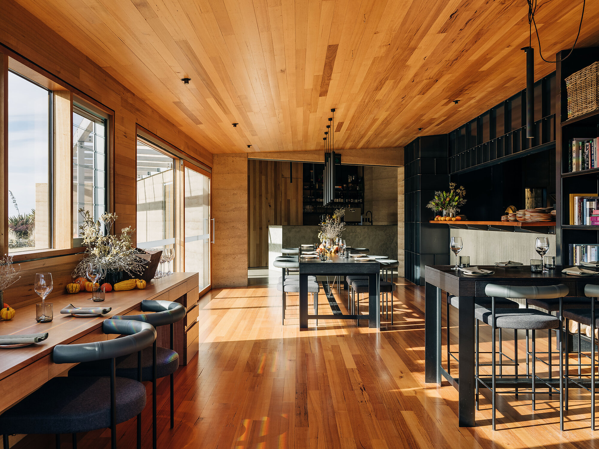 Van Bone by Laura Simone | Eat Drink Design Awards